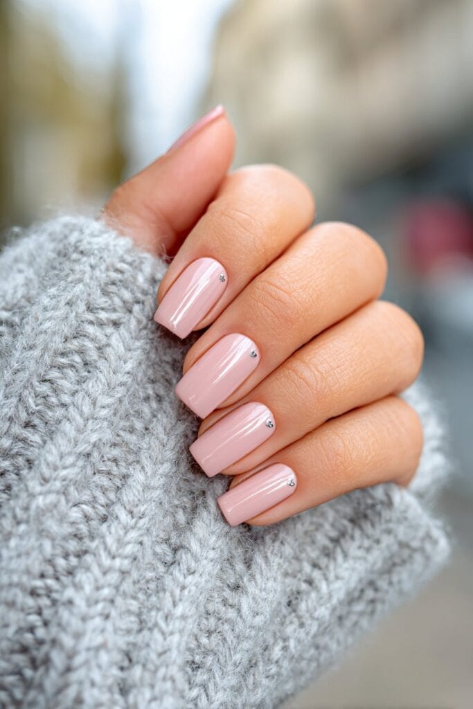 32 Subtle Nail Design Ideas for School - Nail the Glam