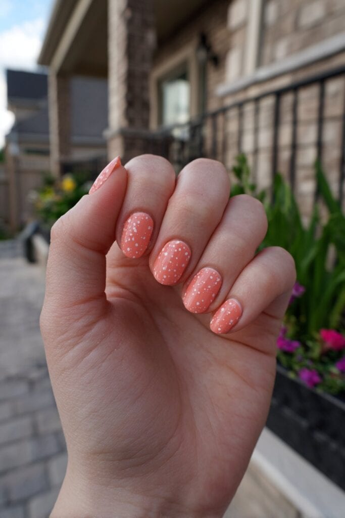 32 Subtle Nail Design Ideas for School - Nail the Glam